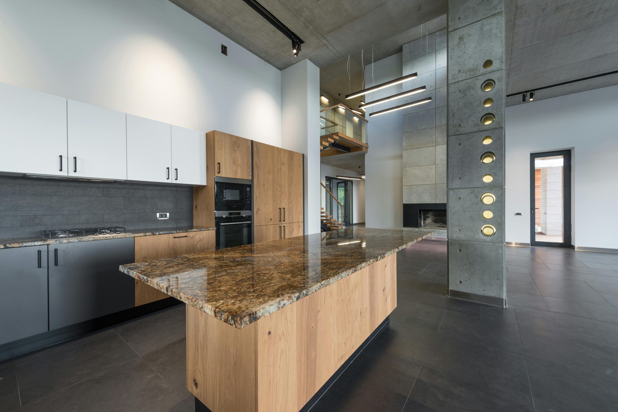 Granite Countertop Trends 2025: Fresh Colors & Patterns to Watch